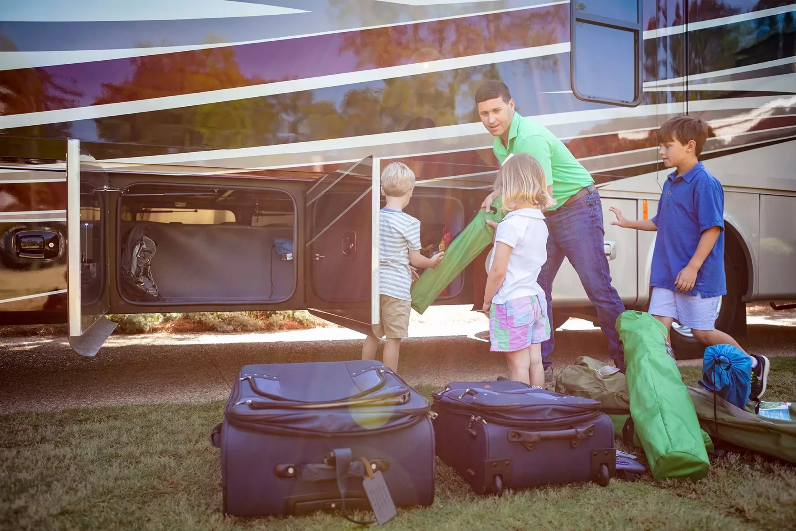 Organization Tips and Tricks for Your Motorhome - Tiffin Motorhomes