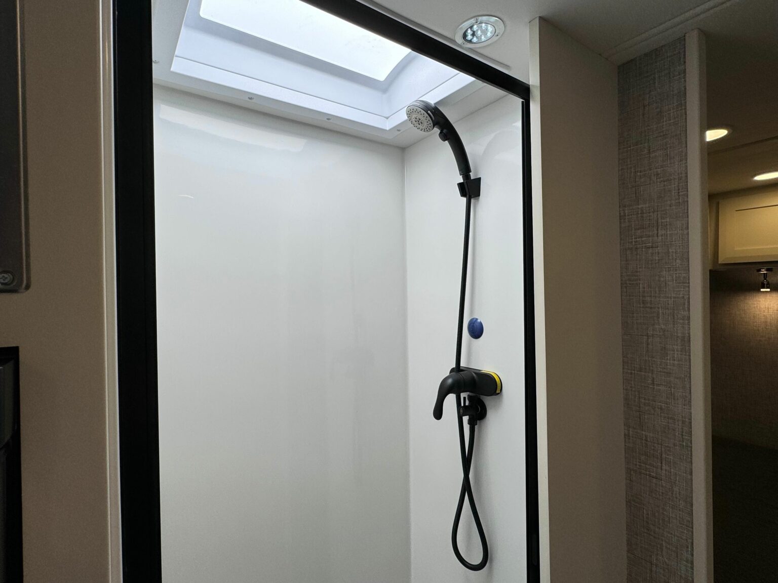 2025 Midas 24 BT Floor Plan Spotlight - Tiffin Motorhomes