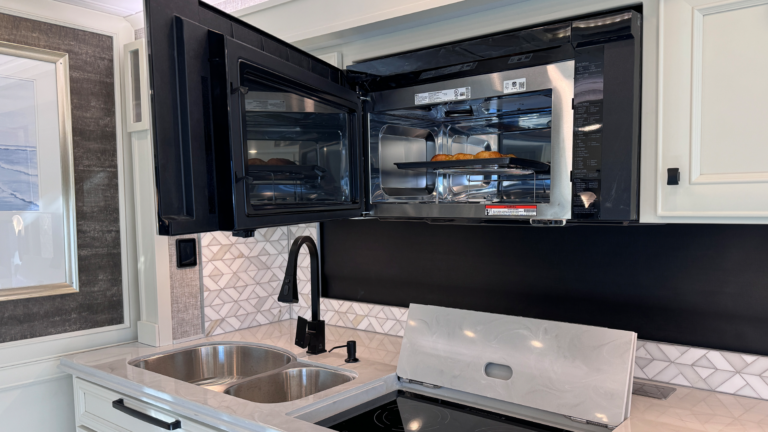 Cooking with Your Convection Microwave Oven - Tiffin Motorhomes